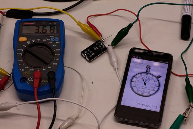 test-capacitor | HouseTechLab